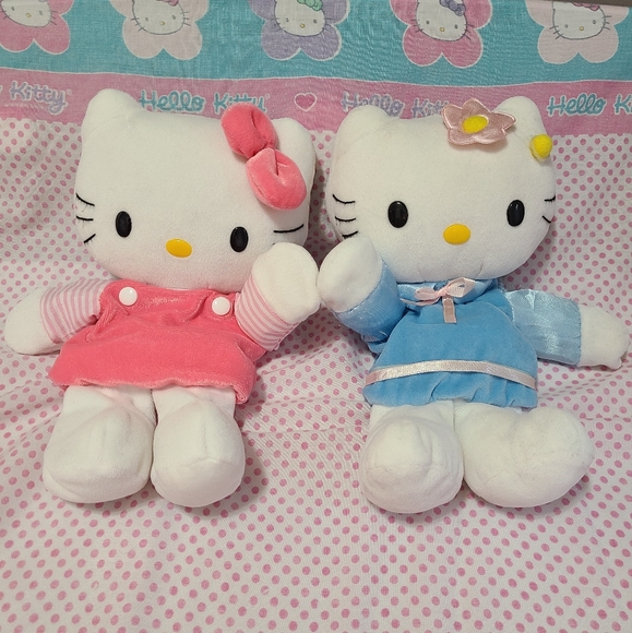 Hello Kitty | Toys | Vtg 9s Hello Kitty Hand Puppets | Poshmark